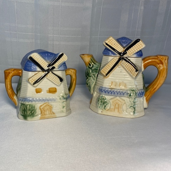 Kitchen | Wow Vintage 19451952 Occupied Japan Windmill Cream Sugar Set ...